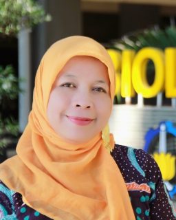 Prof. Dr. Dewi Hidayati, S.Si., M.Si. - Departemen Biologi