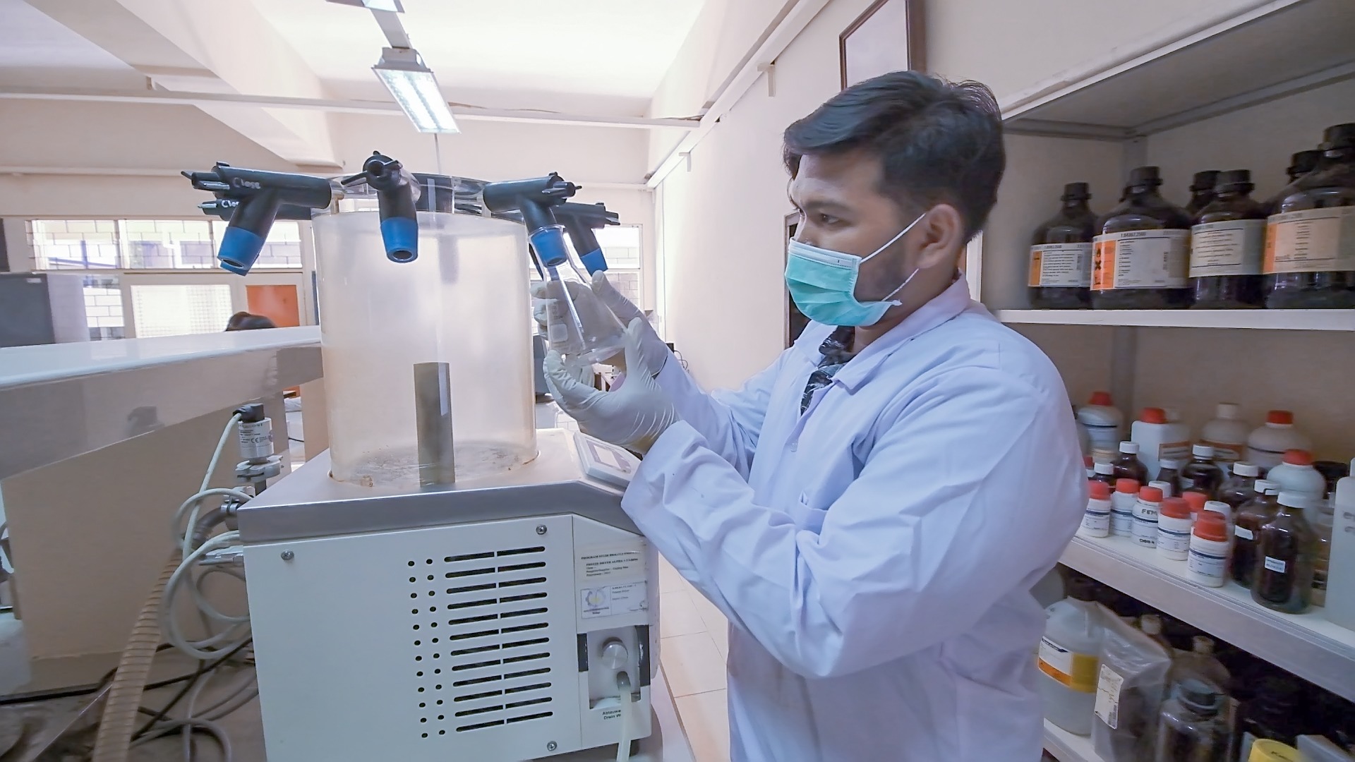 Laboratorium - Departemen Biologi