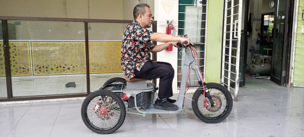 Lab. Protomodel - Departemen Desain Produk Industri