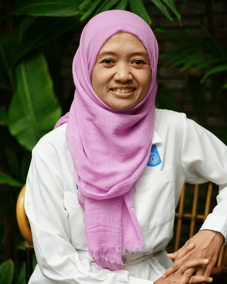 Profil Ellya Zulaikha, S.T, M.Sn, Ph.D - Departemen Desain Produk Industri