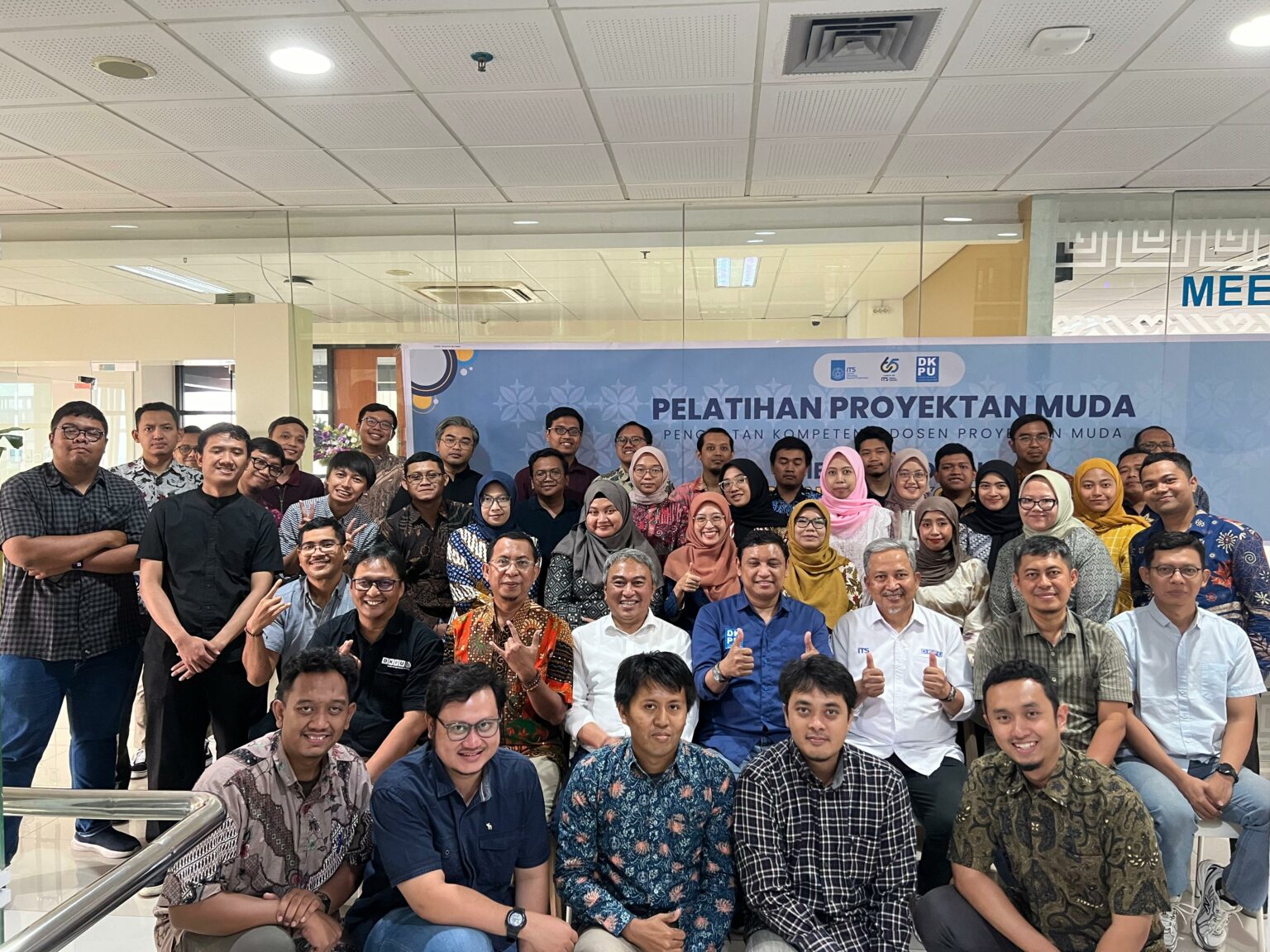 Proyektan Muda ITS Menuju Dosen Profesional dan Kolaboratif ...