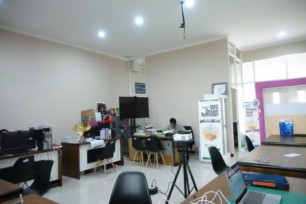 Ruang Dosen - Desain Komunikasi Visual