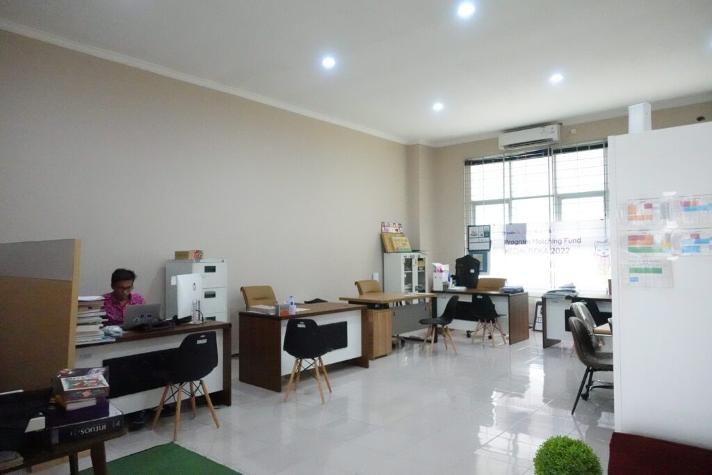 Lecturer Room - Desain Komunikasi Visual