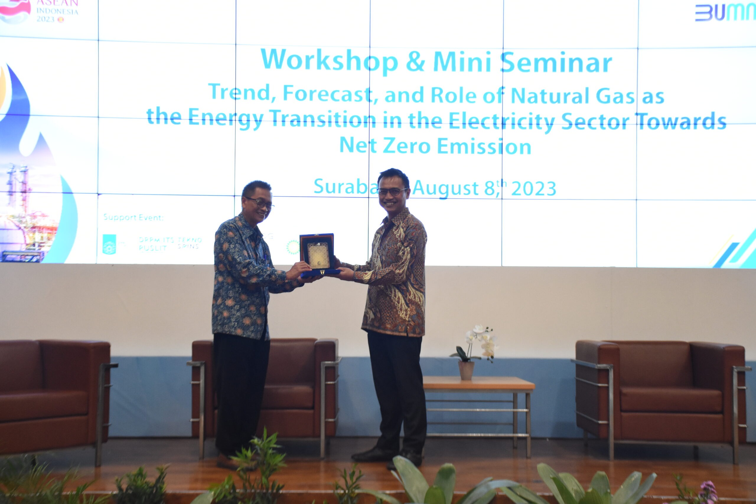 Workshop dan Mini Seminar Pusat Penelitian Energi Berkelanjutan ITS ...