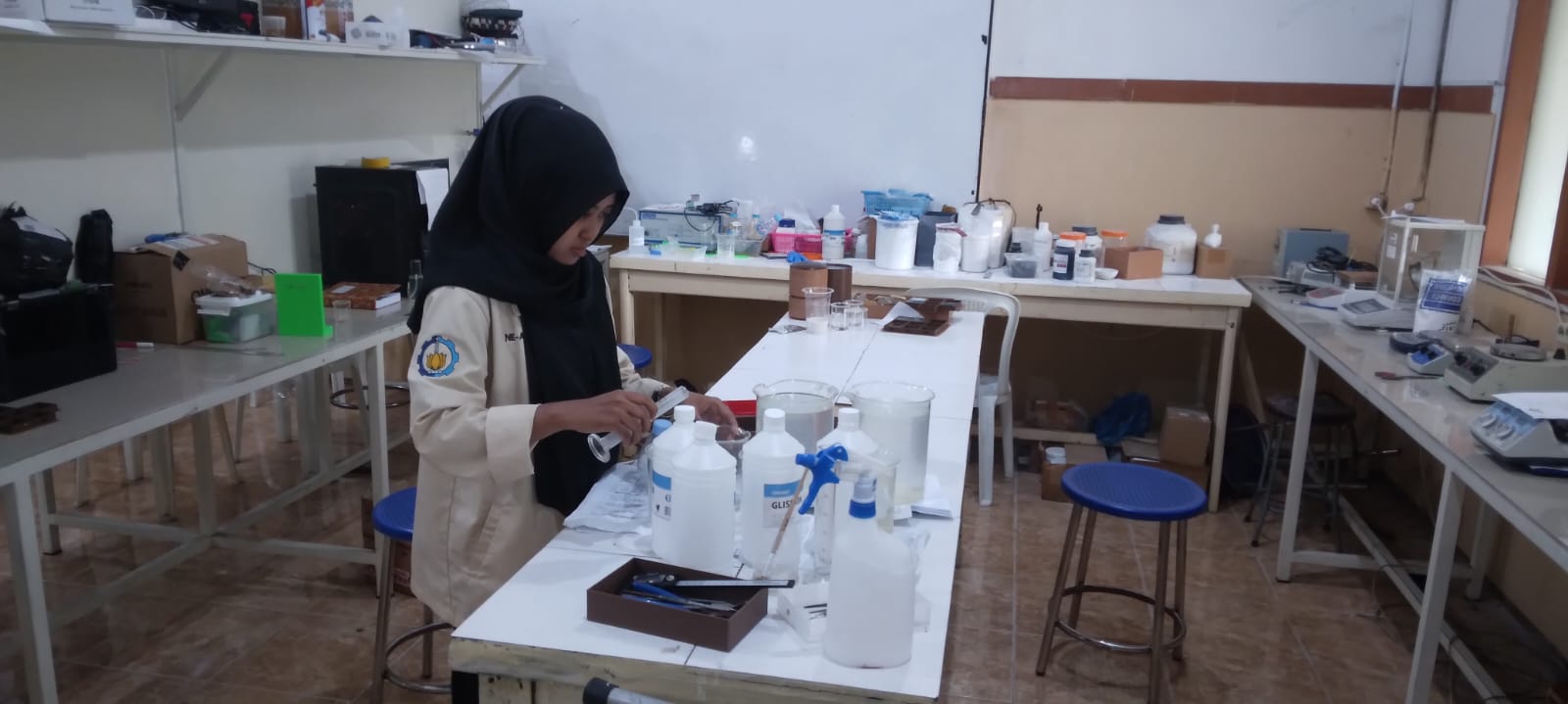 Departemen Fisika Fakultas Sains dan Analitika Data ITS