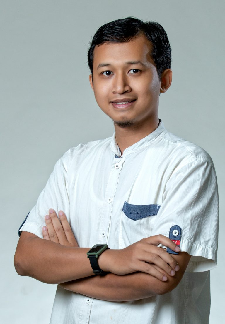 Daftar Dosen - Departemen Desain Interior