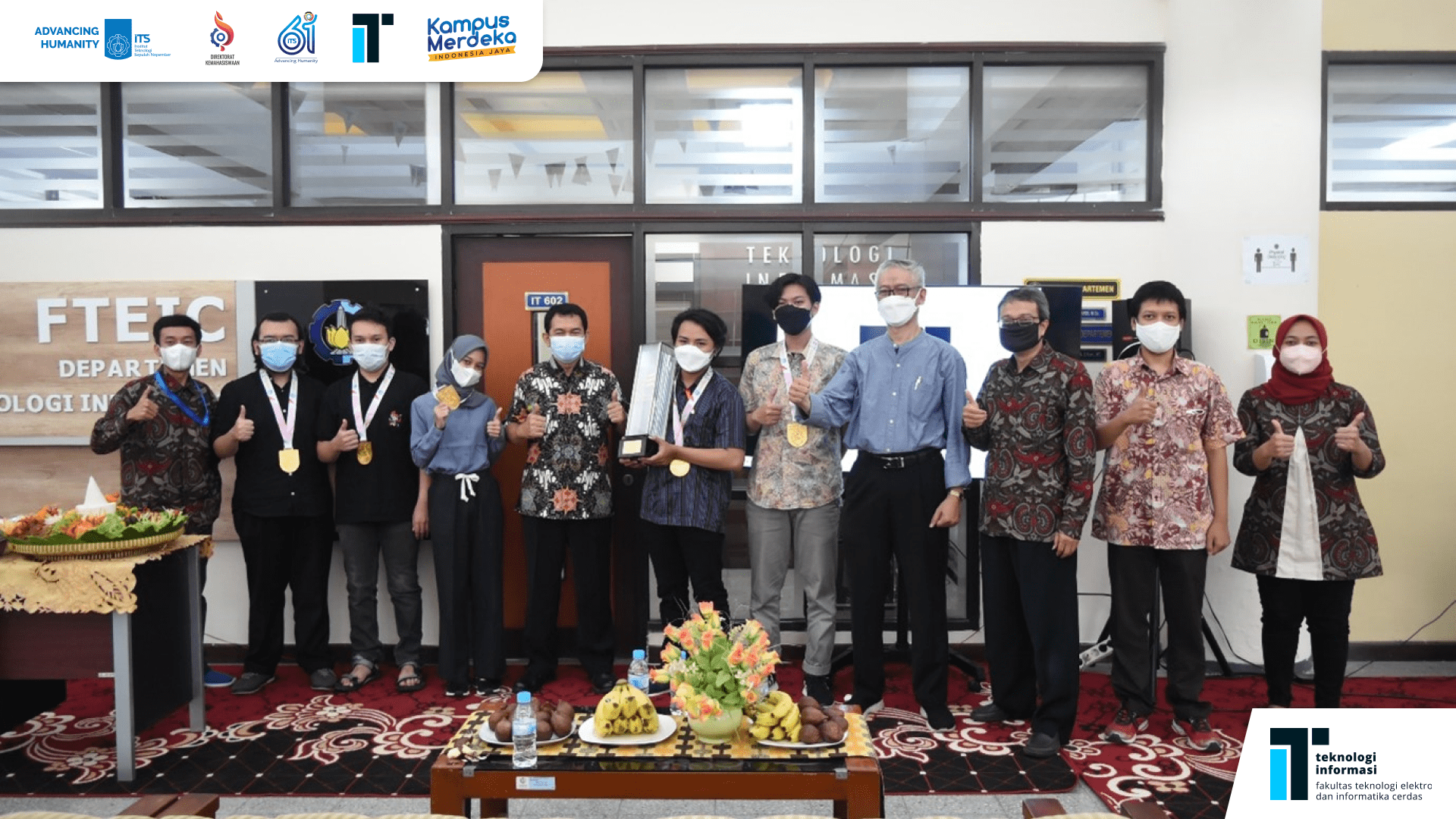 Raih 2 Medali Emas Gemastik XIV 2021, Tasyakuran Digelar - Departemen ...