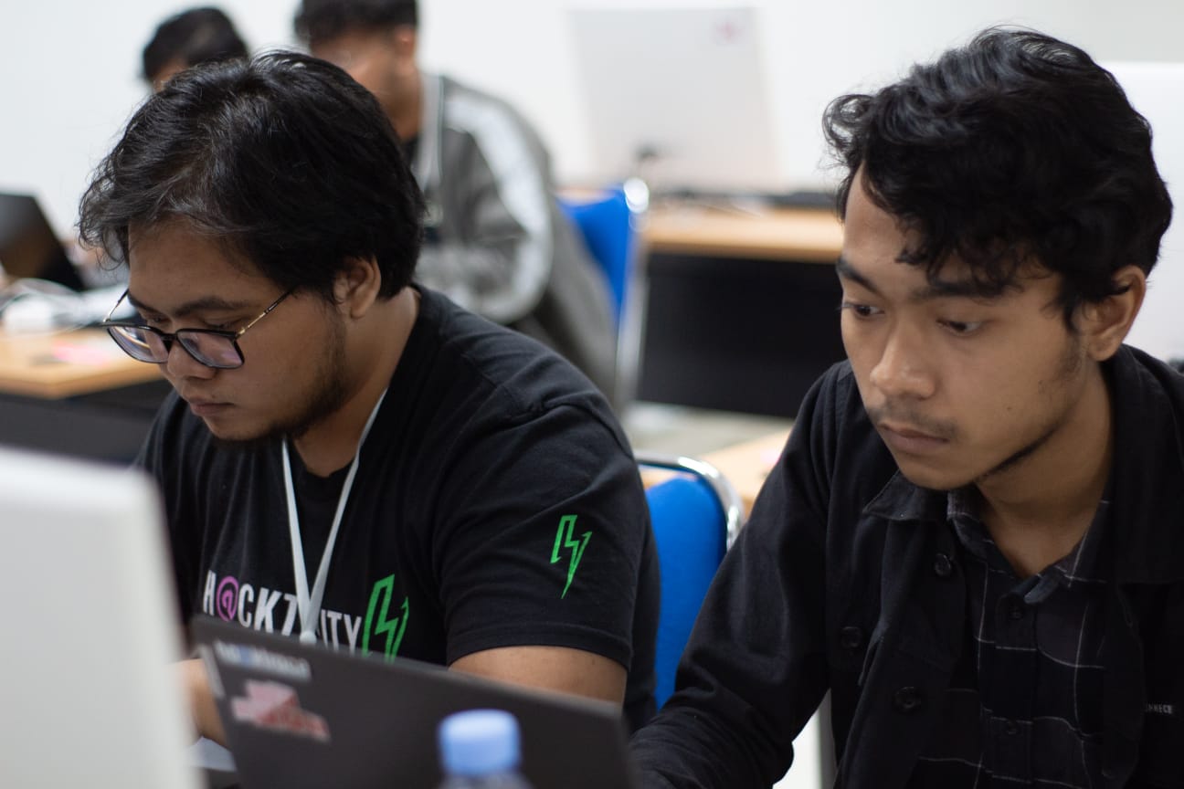 Mahasiswa DTI ITS Juara 1 Capture the Flag (CTF) UNITY #11 2023 Tingkat Nasional - Departemen ...