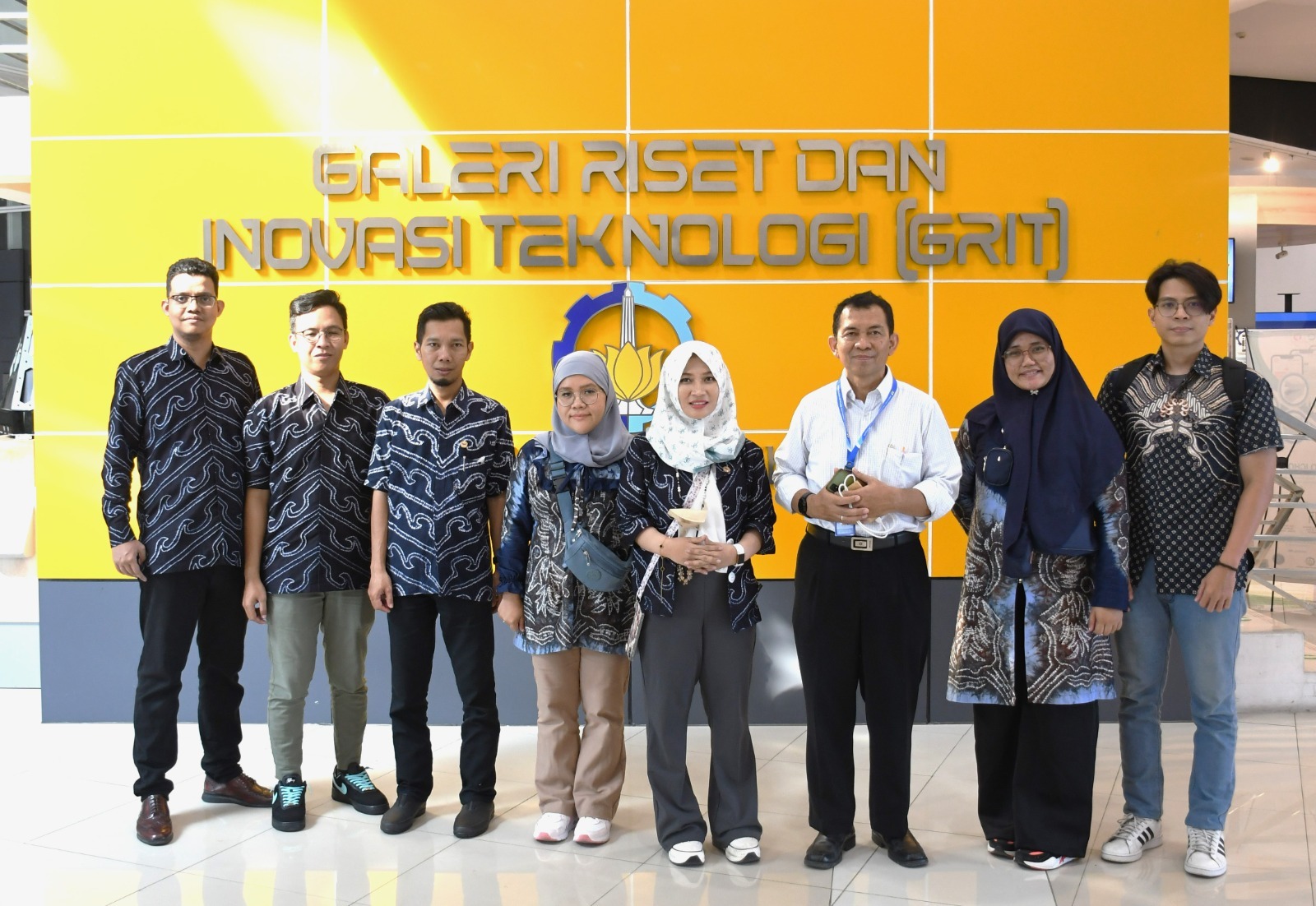 Departemen Teknologi Informasi-ITS Terima Kunjungan Prodi Teknologi ...