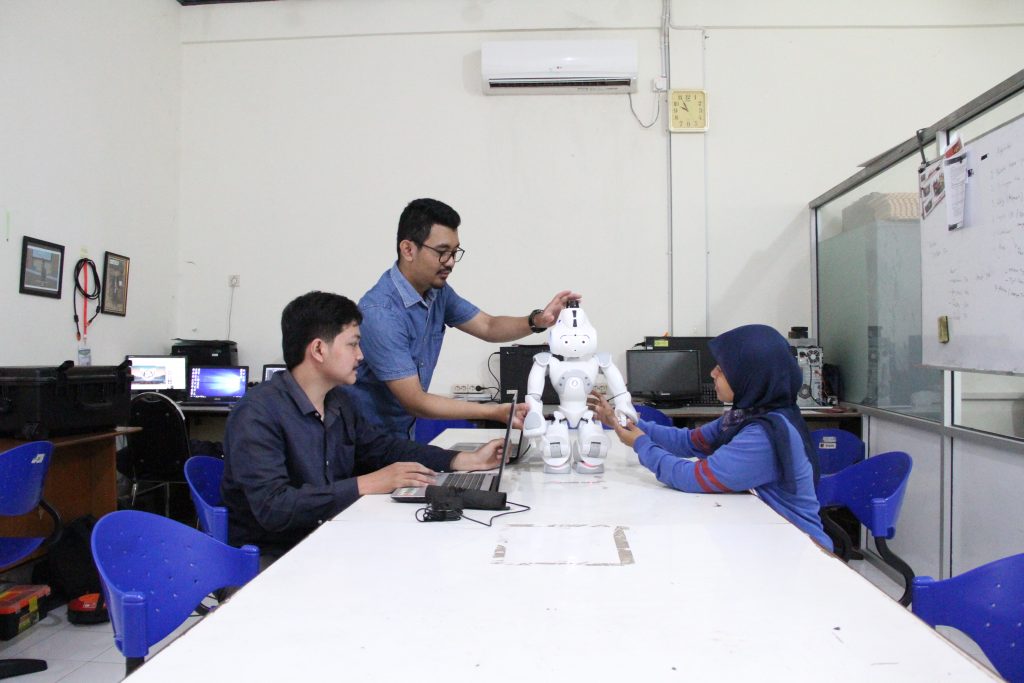 LAB B401 - Departemen Teknik Komputer