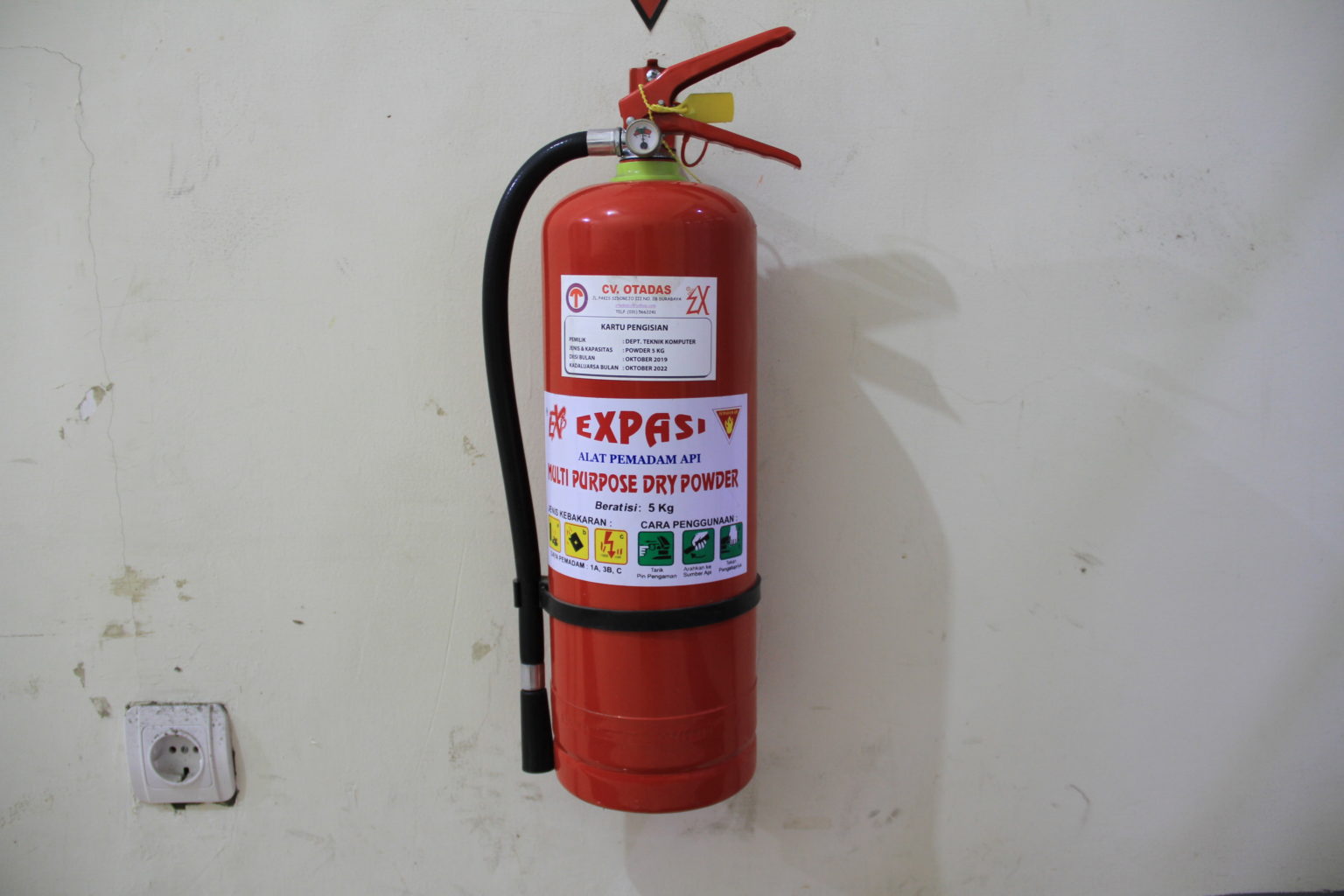 Classrooms - Departemen Teknik Komputer