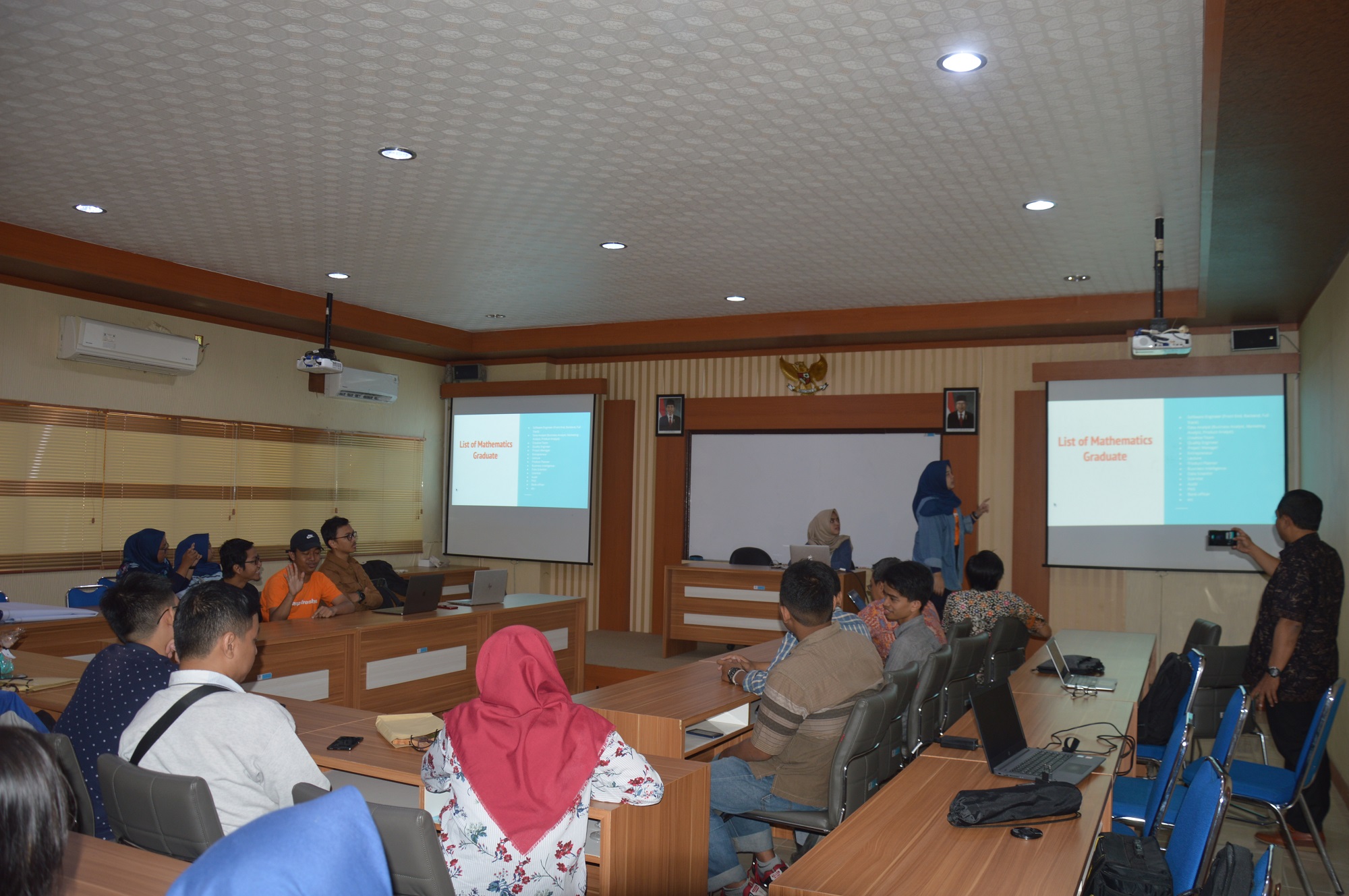 Mathematics Graduate in World of Work - Departemen Matematika ...