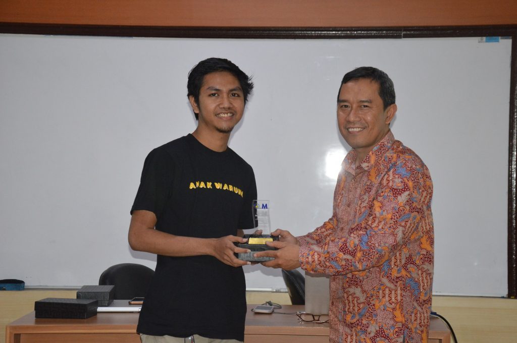 Mathematics Graduate in World of Work - Departemen Matematika ...