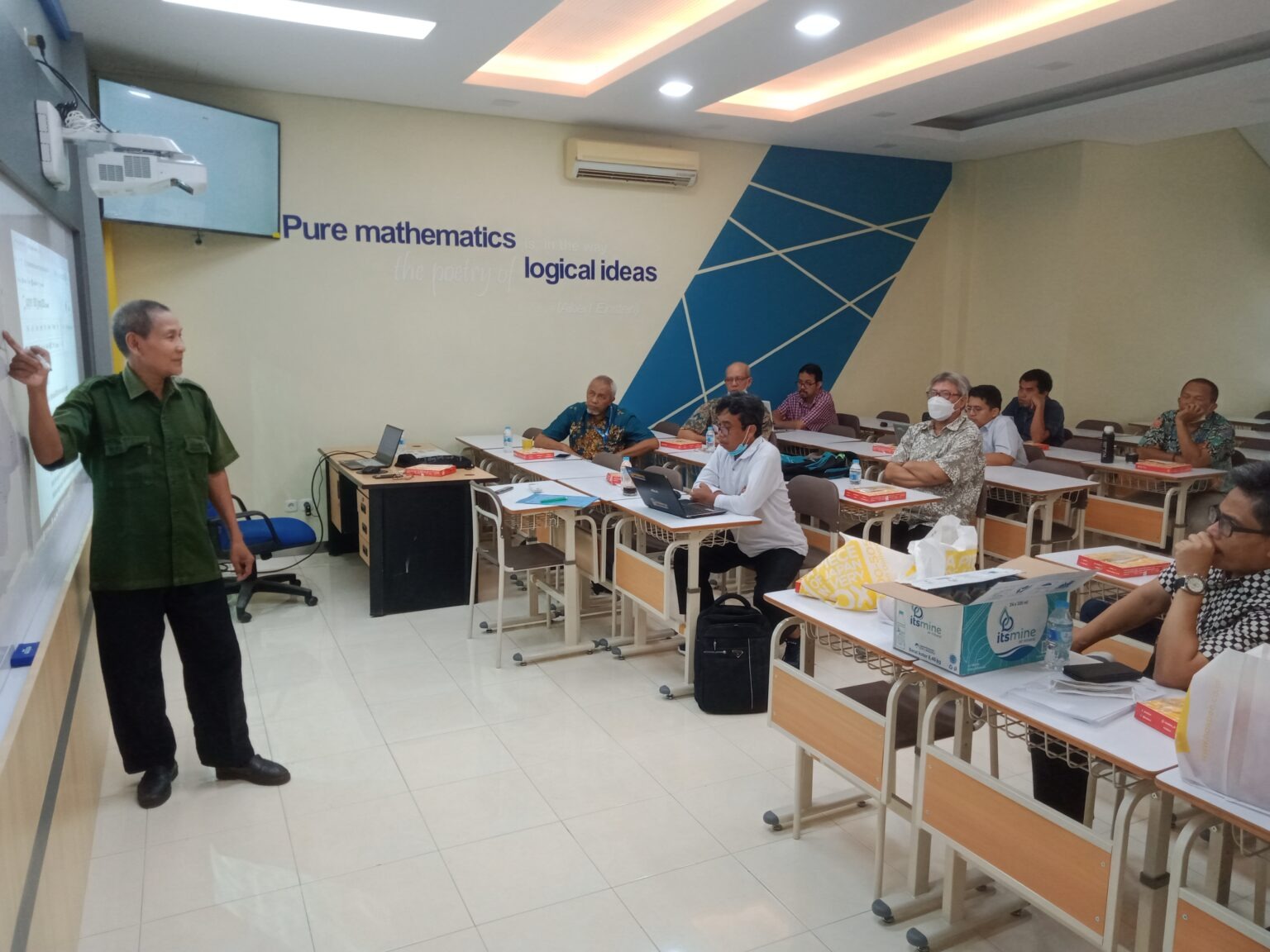 Workshop on Singular Value Decomposition - Departemen Matematika Departemen Matematika