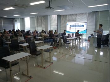 Workshop From AlphaGo to ChatGPT, scary or exciting moments to us?, World Class Professor ...