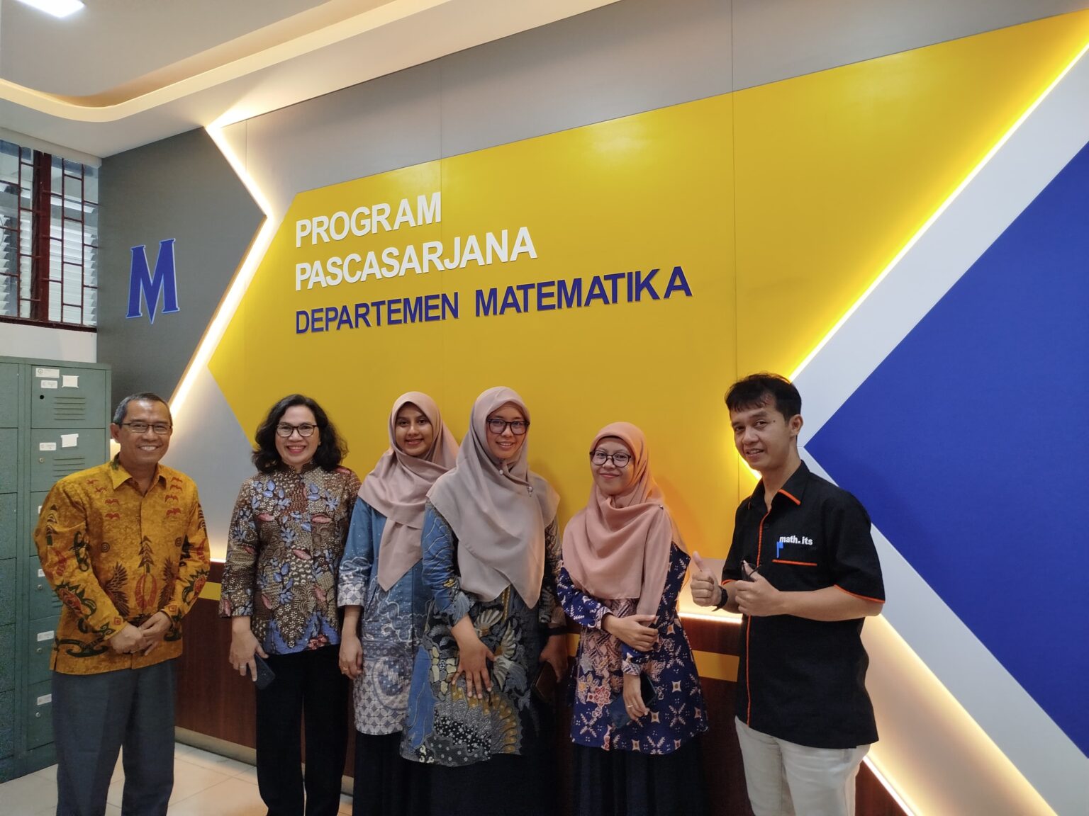 Universitas Terbuka Lakukan Benchmarking ke Departemen Matematika ITS - Departemen Matematika ...