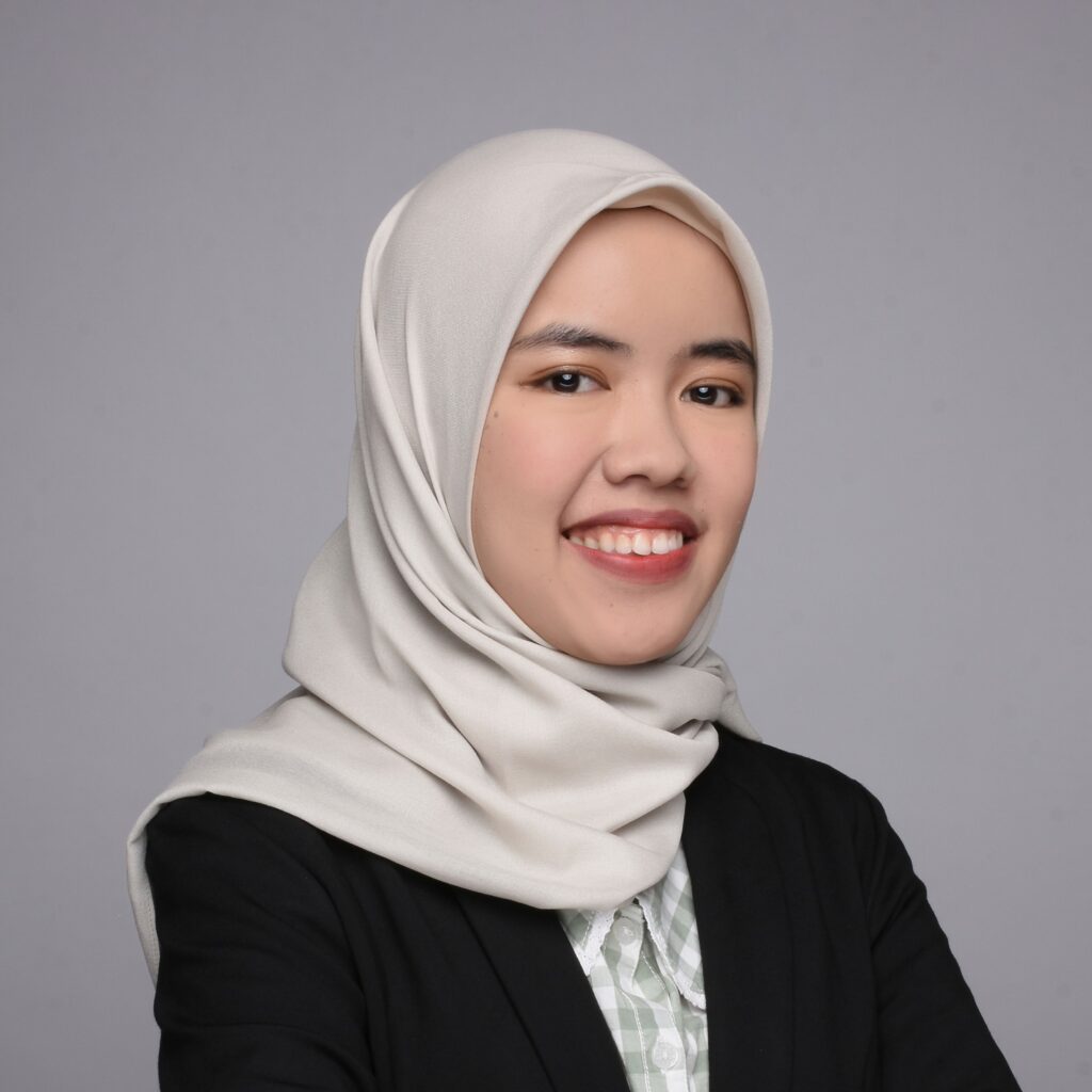 Fadila Isnaini - Business Management