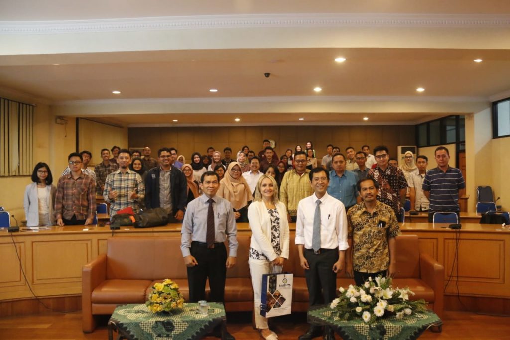 MMT-ITS menghadirkan Profesor dari Polandia - Inovasi Sistem dan Teknologi