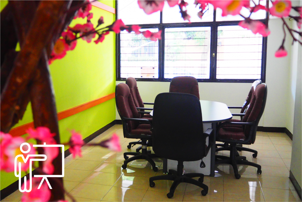 FASILITAS-RUANG SIDANG - Program Pascasarjana Manajemen Teknologi ITS