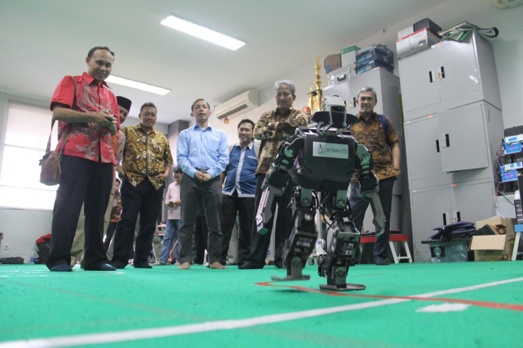 Tim Robotika ITS Siap Sabet Juara di Taiwan dan Vietnam - ITS News