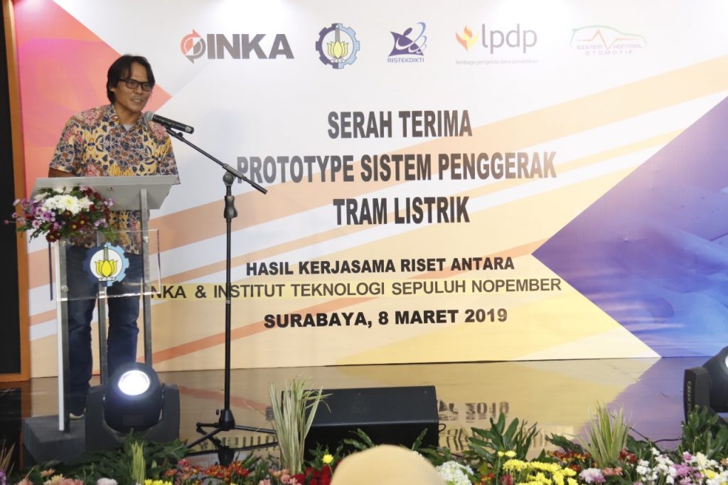 ITS Serahkan Prototipe Sistem Penggerak Tram Listrik ke PT INKA - ITS News
