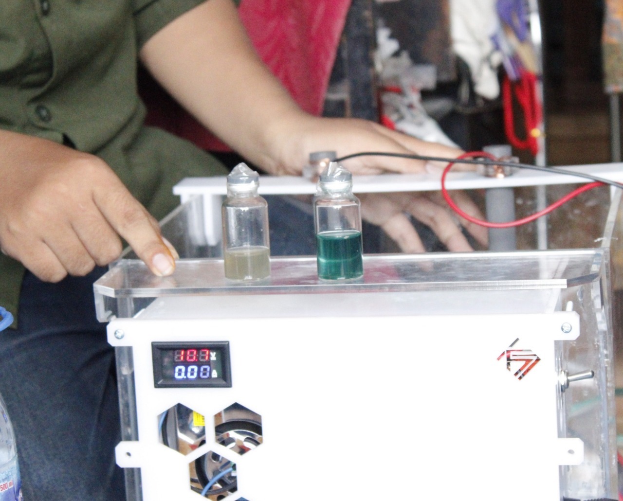 ITS Students Design Batik Waste Management Equipment for MSMEs - ITS News
