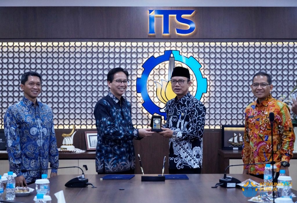 ITS is Prepared to Help Ngawi District Become A Smart City - ITS News