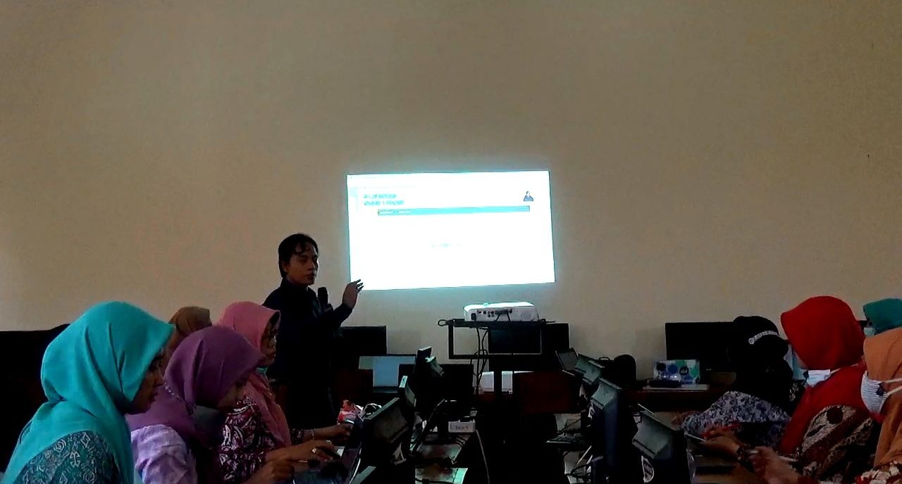 Tingkatkan Mutu Pembelajaran Daring, ITS Gelar Pelatihan Moodle - ITS News