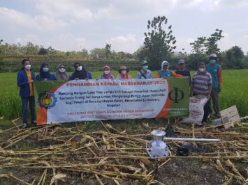 Bantu Petani Kurangi Pestisida, ITS Rancang Light Trap - ITS News