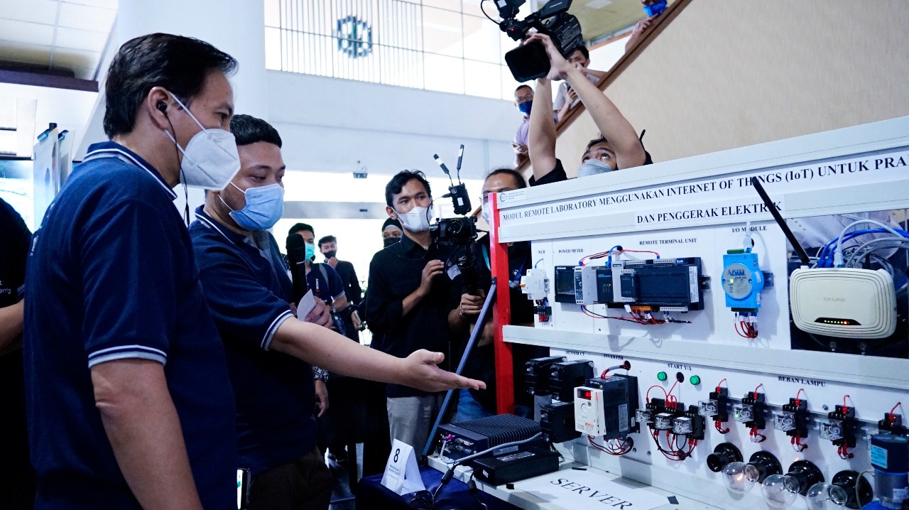 ITS Luncurkan Inovasi Pembelajaran Daring dan Praktikum Virtual - ITS News