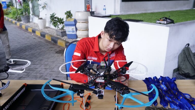 New Robot, Bayucaraka ITS Ready to Defend Champion in International Competition - ITS News