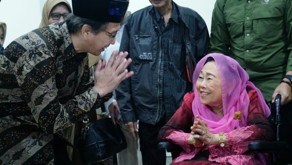 Sinta Nuriyah Reminds Unity in Diversity in National Dialogue at ITS - ITS News