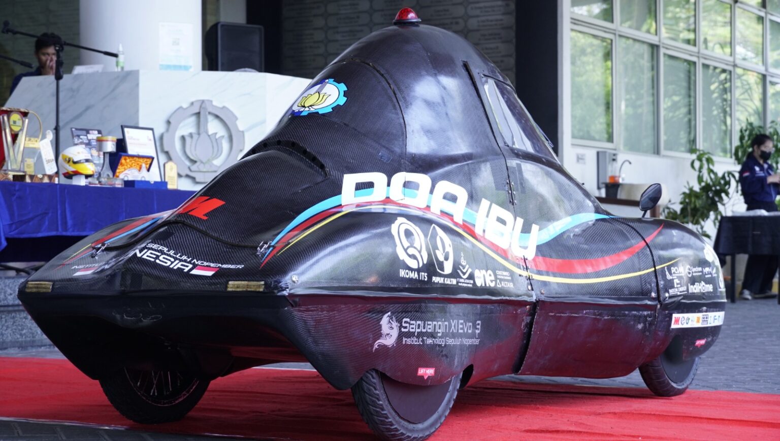 Mobil Sapuangin XI Evo 3 yang dipersiapkan Tim Sapuangin untuk bnerlaga ...