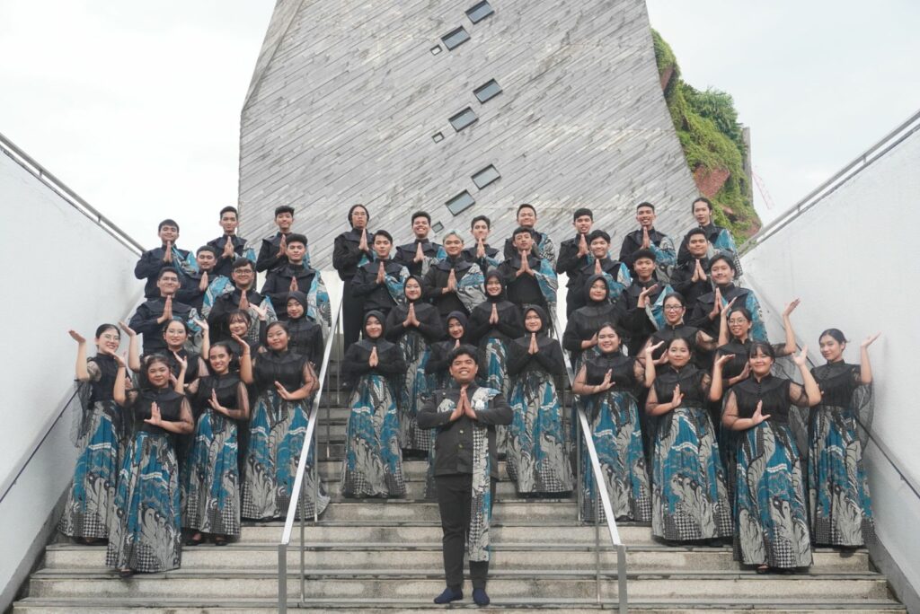 Make Indonesia Proud, ITS Student Choir Team (PSM) Becomes The Grand ...