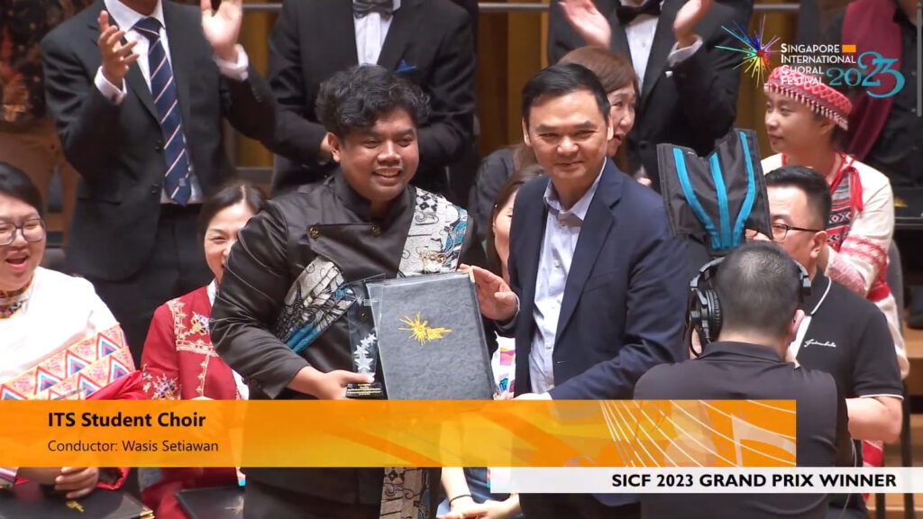 Make Indonesia Proud, ITS Student Choir Team (PSM) Becomes The Grand ...