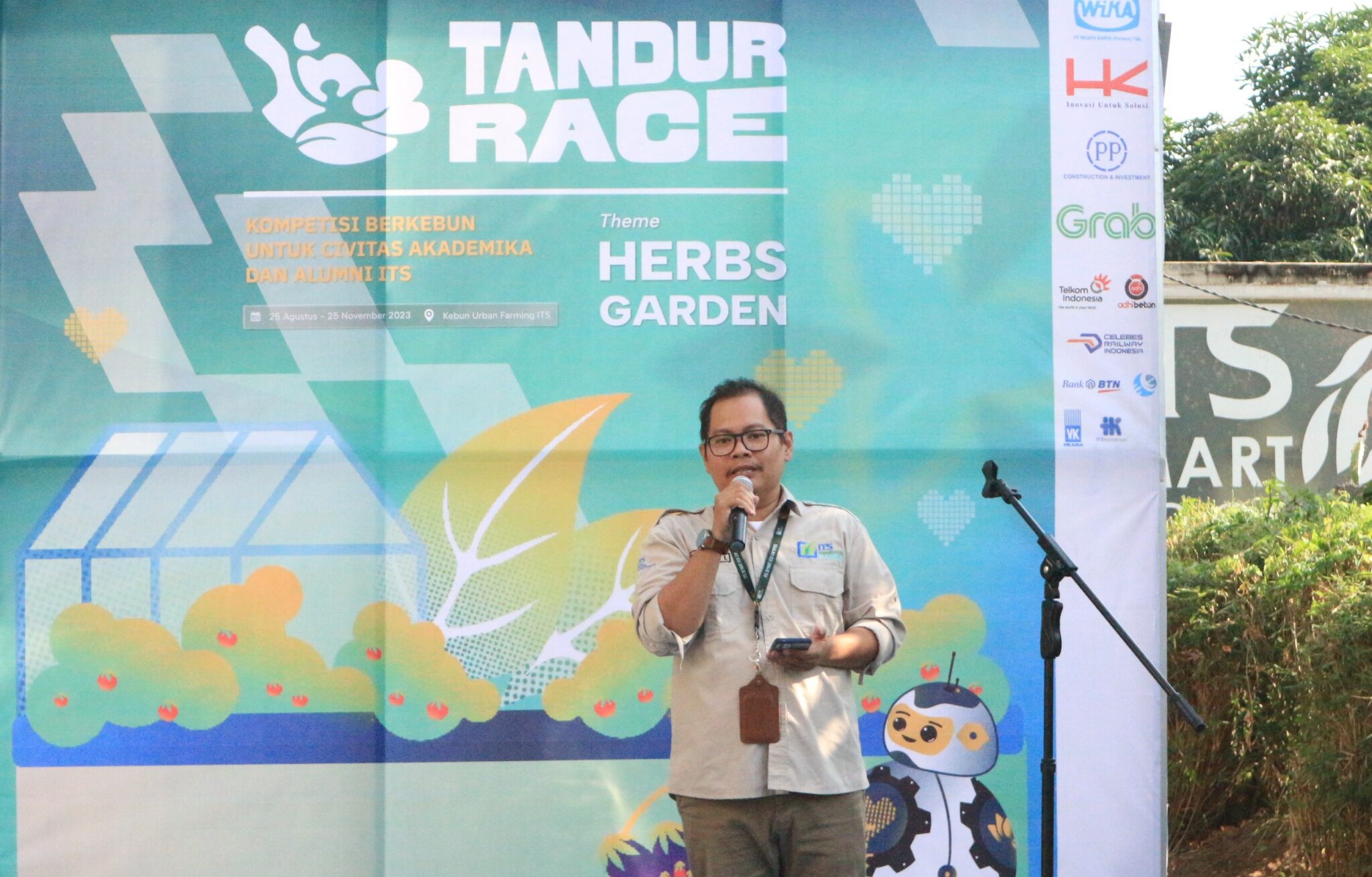 Hadir Kembali, Tandur Race Giatkan Ketahanan Pangan Tanaman Herba - ITS ...