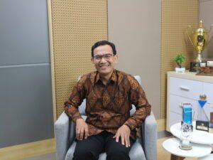 prof-hamzah-fansuri-ssi-msi-phd.jpg - ITS News