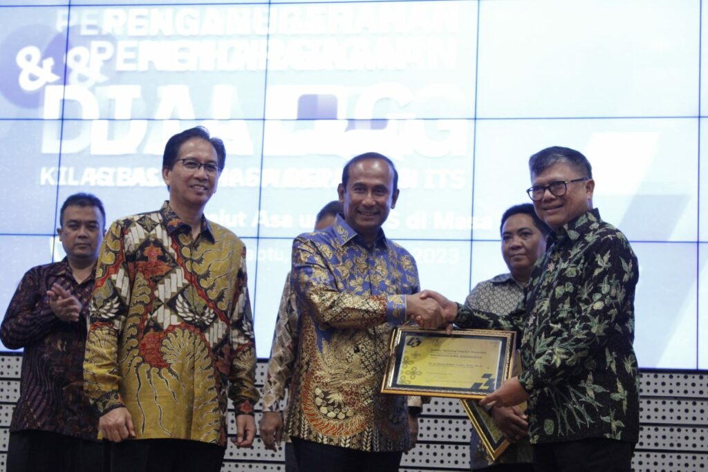 ITS Apresiasi Kontribusi Tokoh Nasional Lewat Penghargaan Angka Nitisastro - ITS News