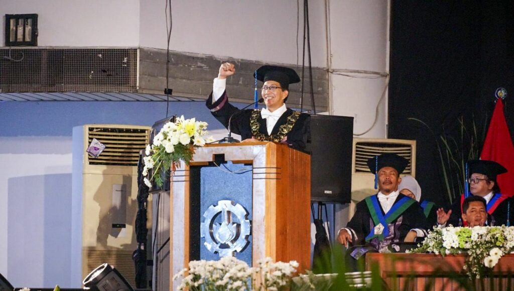 Prof Emil Salim Encourages Smart Environment at ITS 63rd Anniversary ...