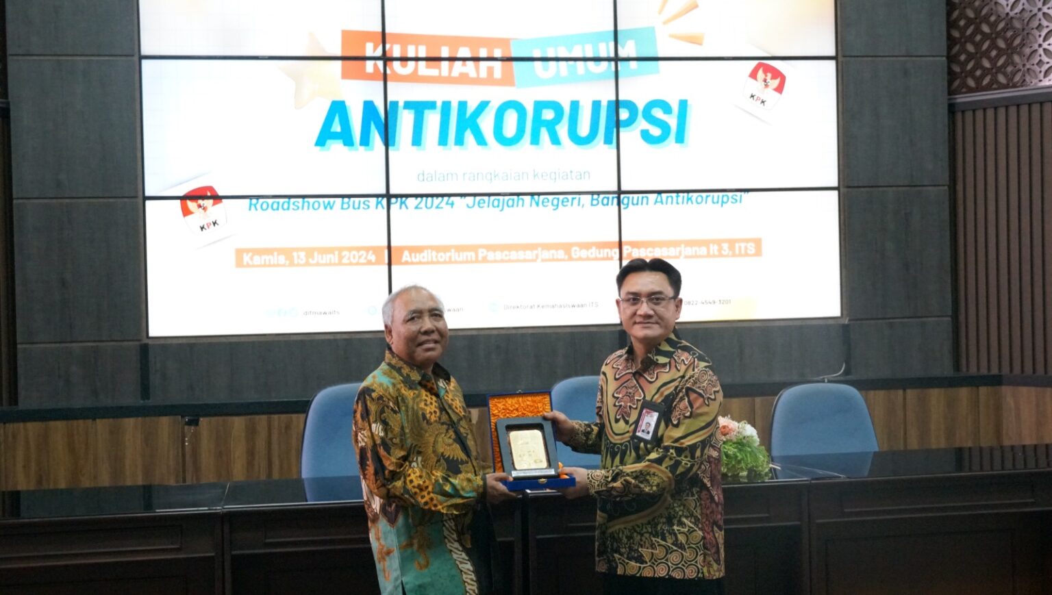 Intensifying Anti-Corruption, KPK Gives Public Lecture at ITS - ITS News
