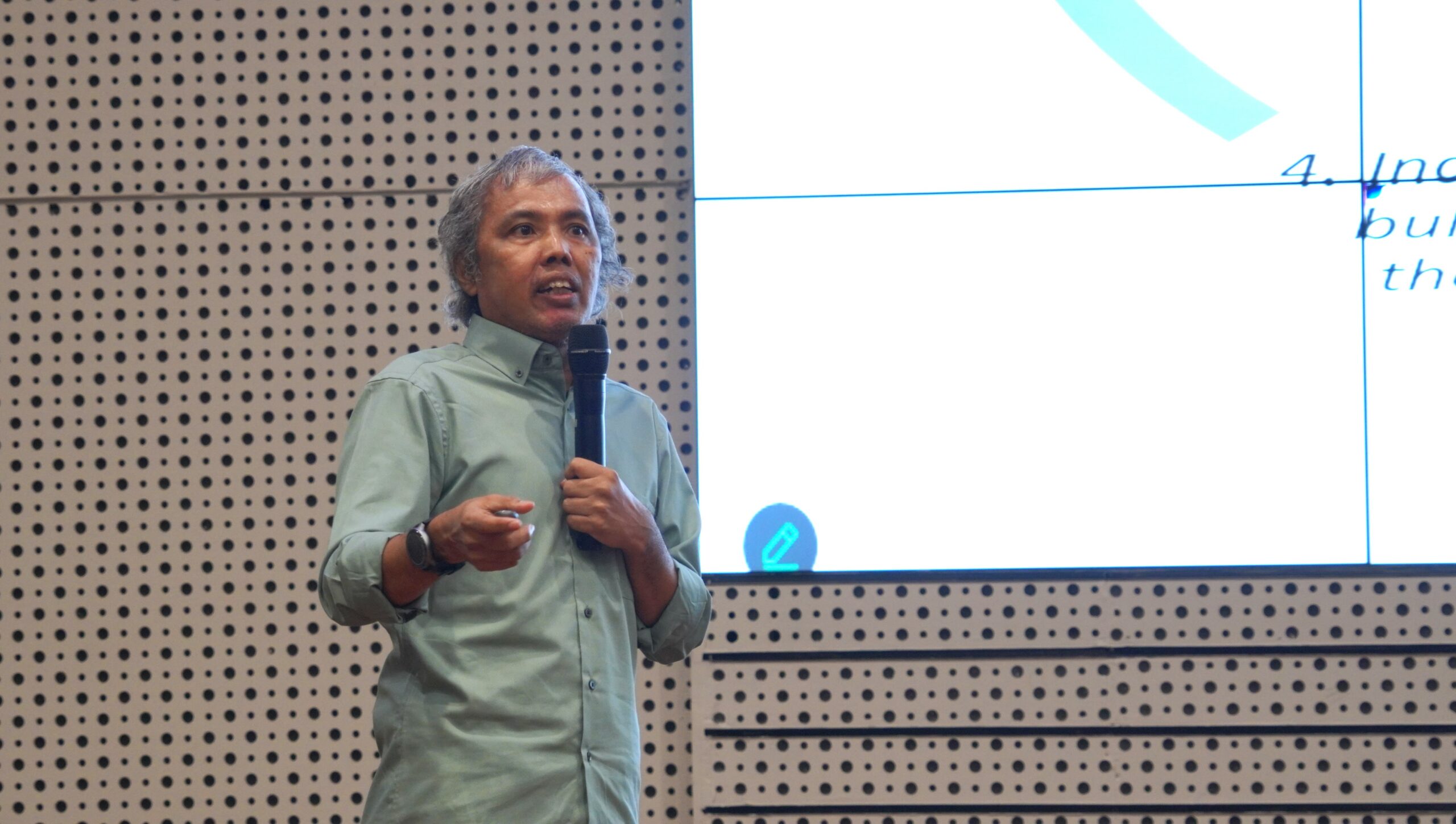 ITS Gelar Seminar Guna Mendukung Laboran Publikasi Jurnal Internasional - ITS News