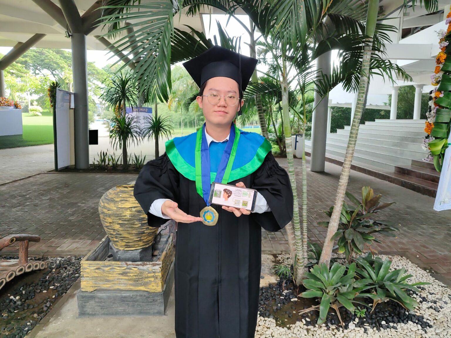 ITS Mathematics Alumnus Creates EEG-Based Brain Research Technology ...