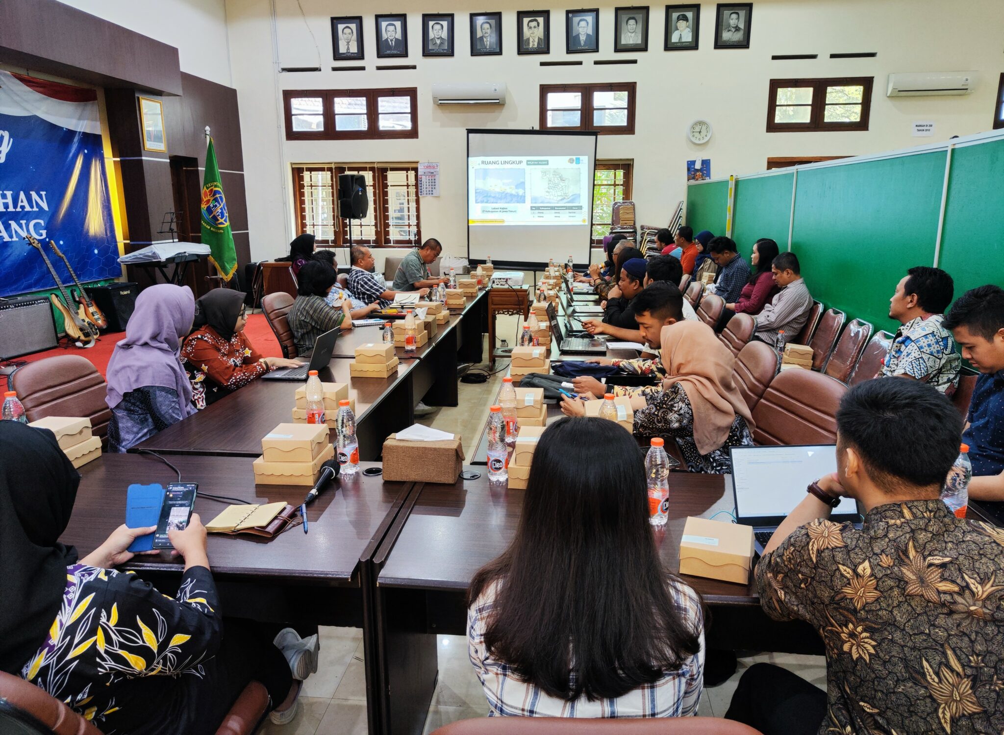 Puldatan Berperan Penting dalam Pelaksanaan PTSL PM - Pusat Studi Potensi Daerah dan ...