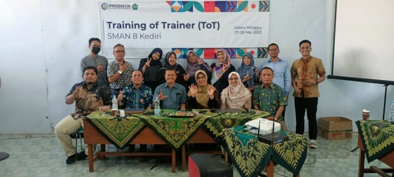 Training of Trainers (ToT) - Program Terapan Bidang TIK
