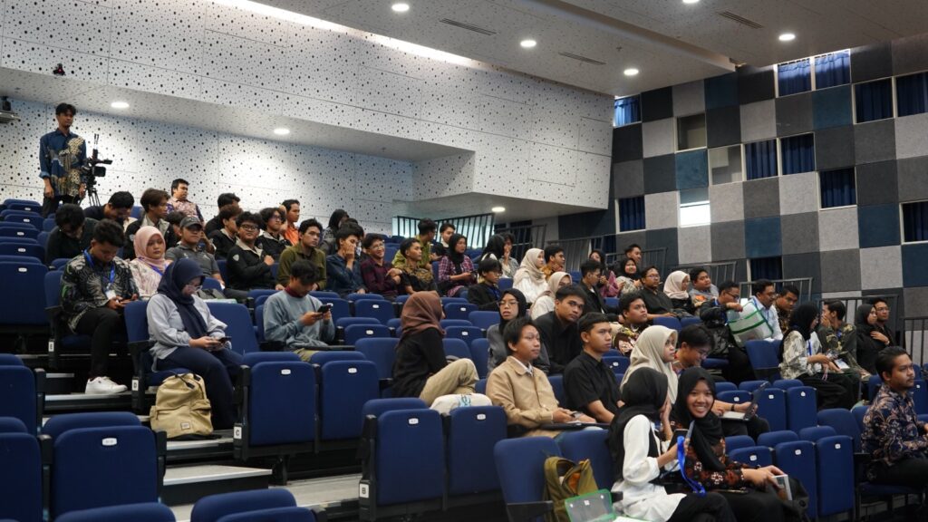 Seminar Internasional Kolaborasi 3 Pusat Penelitian Direktorat Riset ...