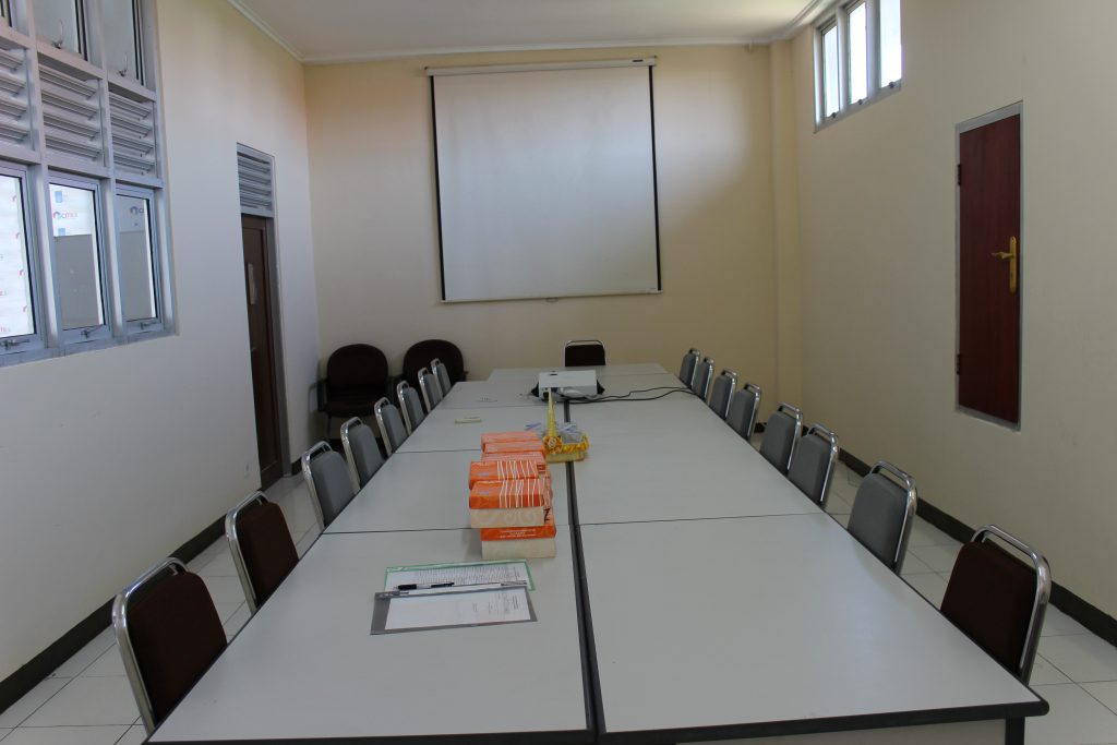 Meeting Room - Departemen Perencanaan Wilayah dan Kota
