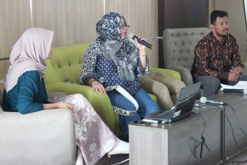 Kuliah Tamu - Ir. Dyah Erowati (Direktur Belitong Geopark) - 5 Nopember ...