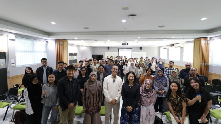Departemen Sistem Informasi ITS Selenggarakan Guest Lecture Bahas Masa ...
