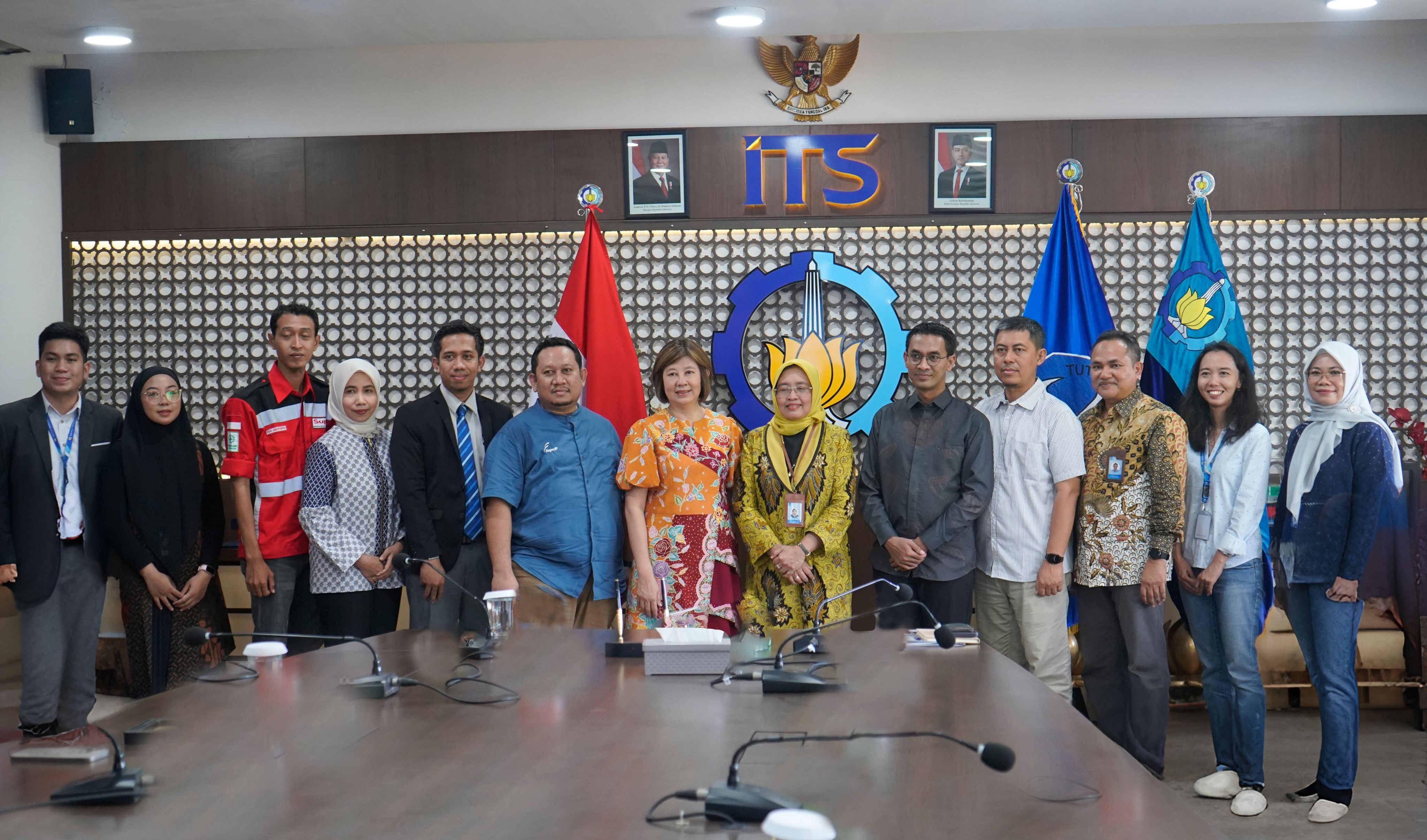Penandatanganan MoU dan PKS antara Institut Teknologi Sepuluh Nopember (ITS) dengan PT ...