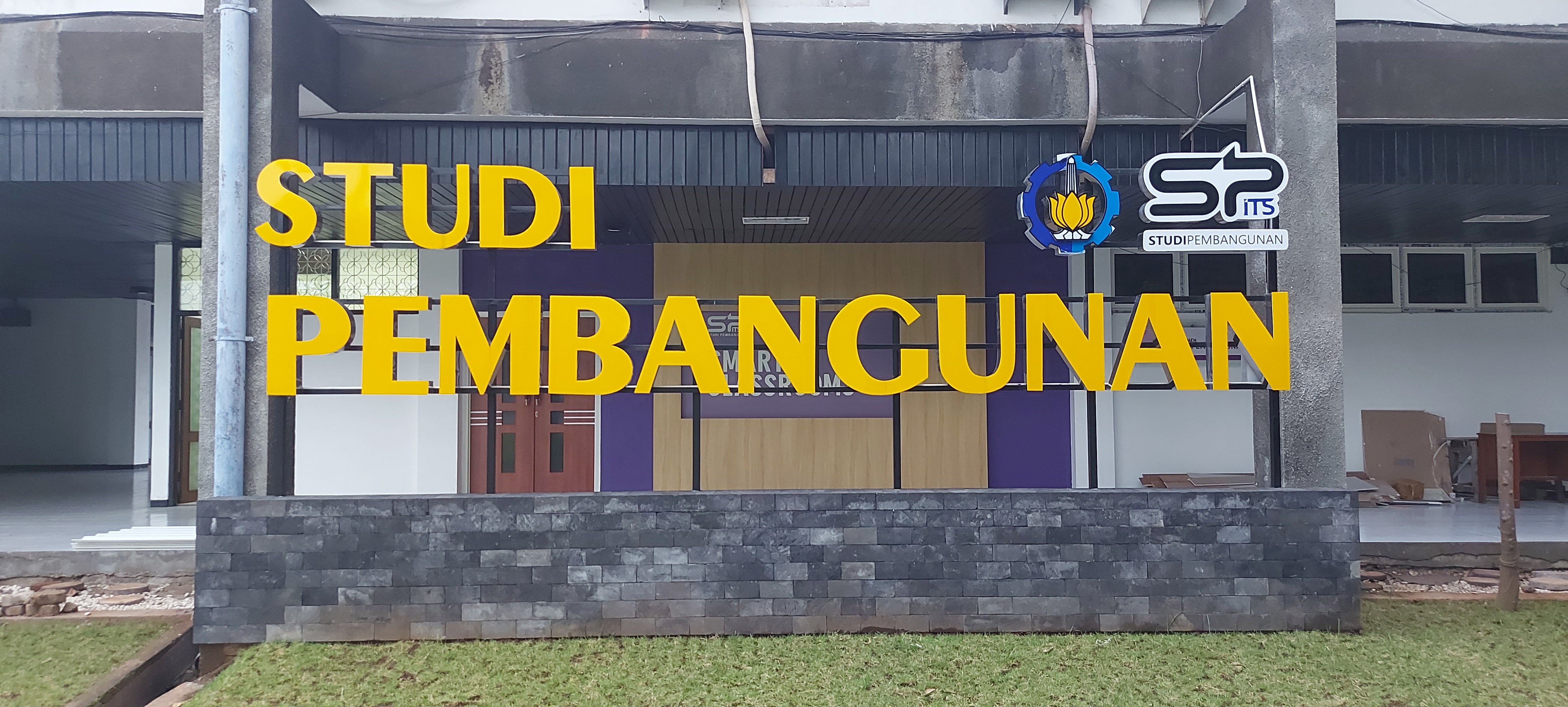 Dosen & Staf - Departemen Studi Pembangunan
